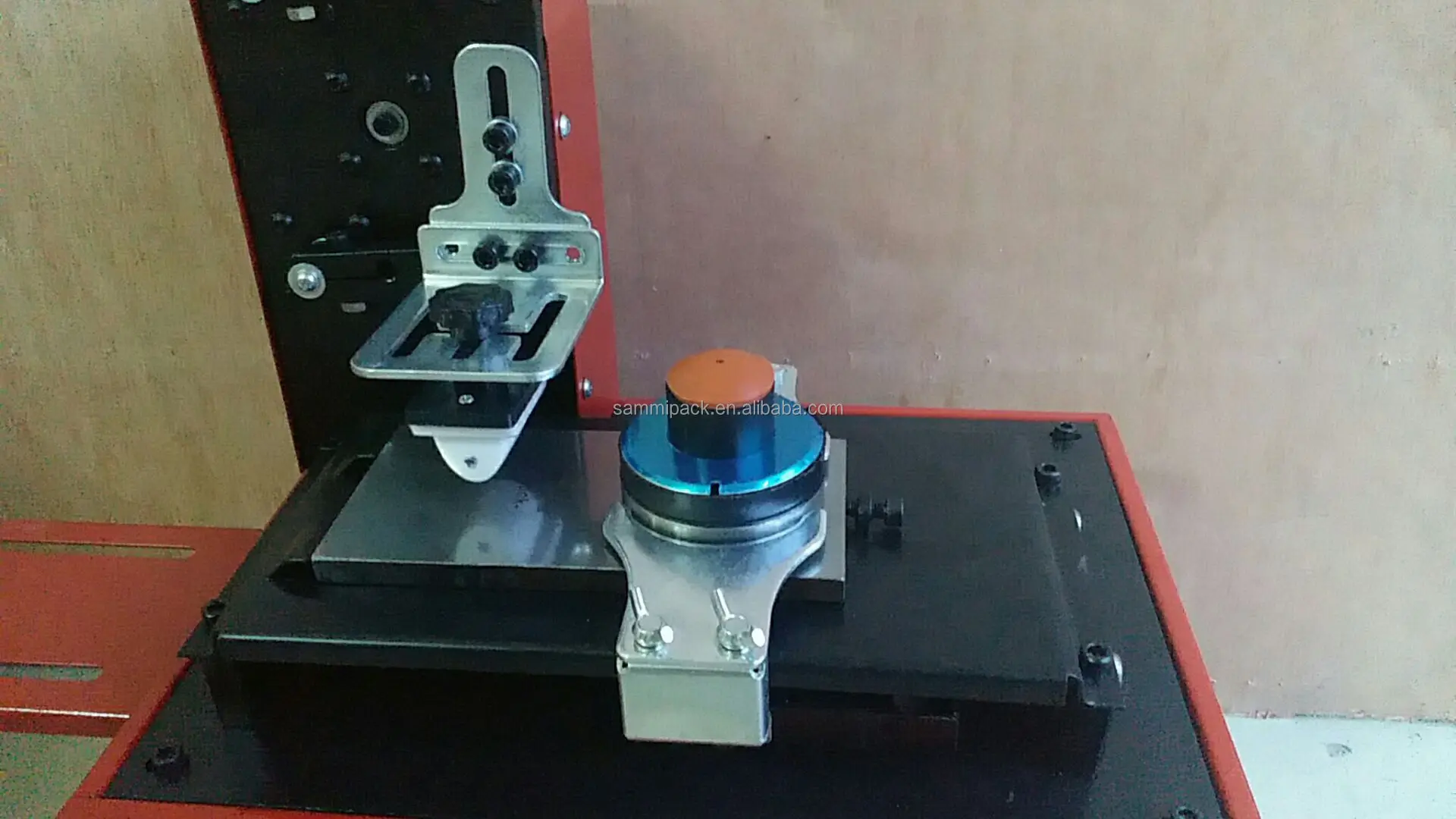 Manual Date Code Ink Pad Coding Printing Machine For Water Soft Drink ...