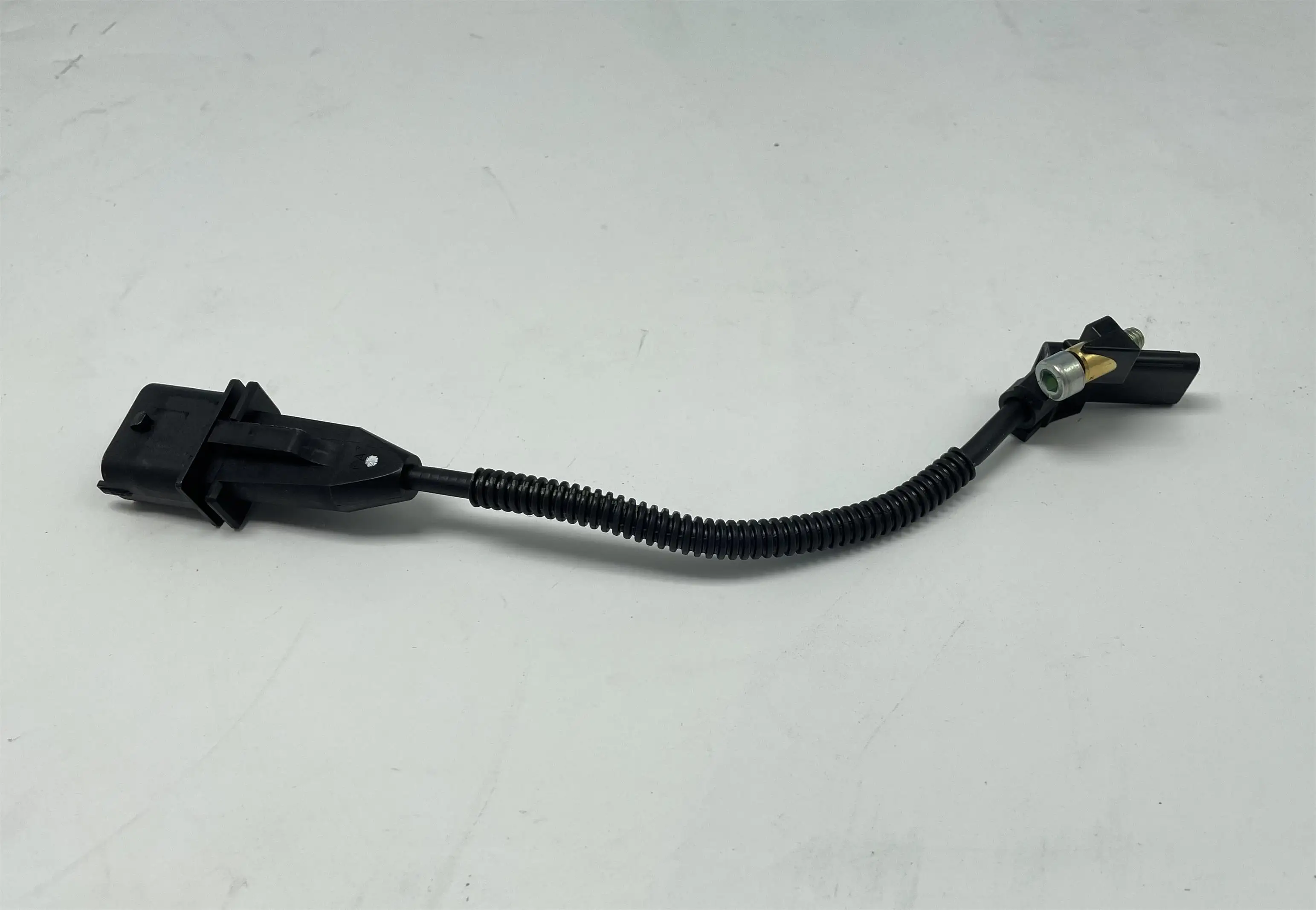 Genuine Parts Crankshaft Position Sensor for FORD Territory