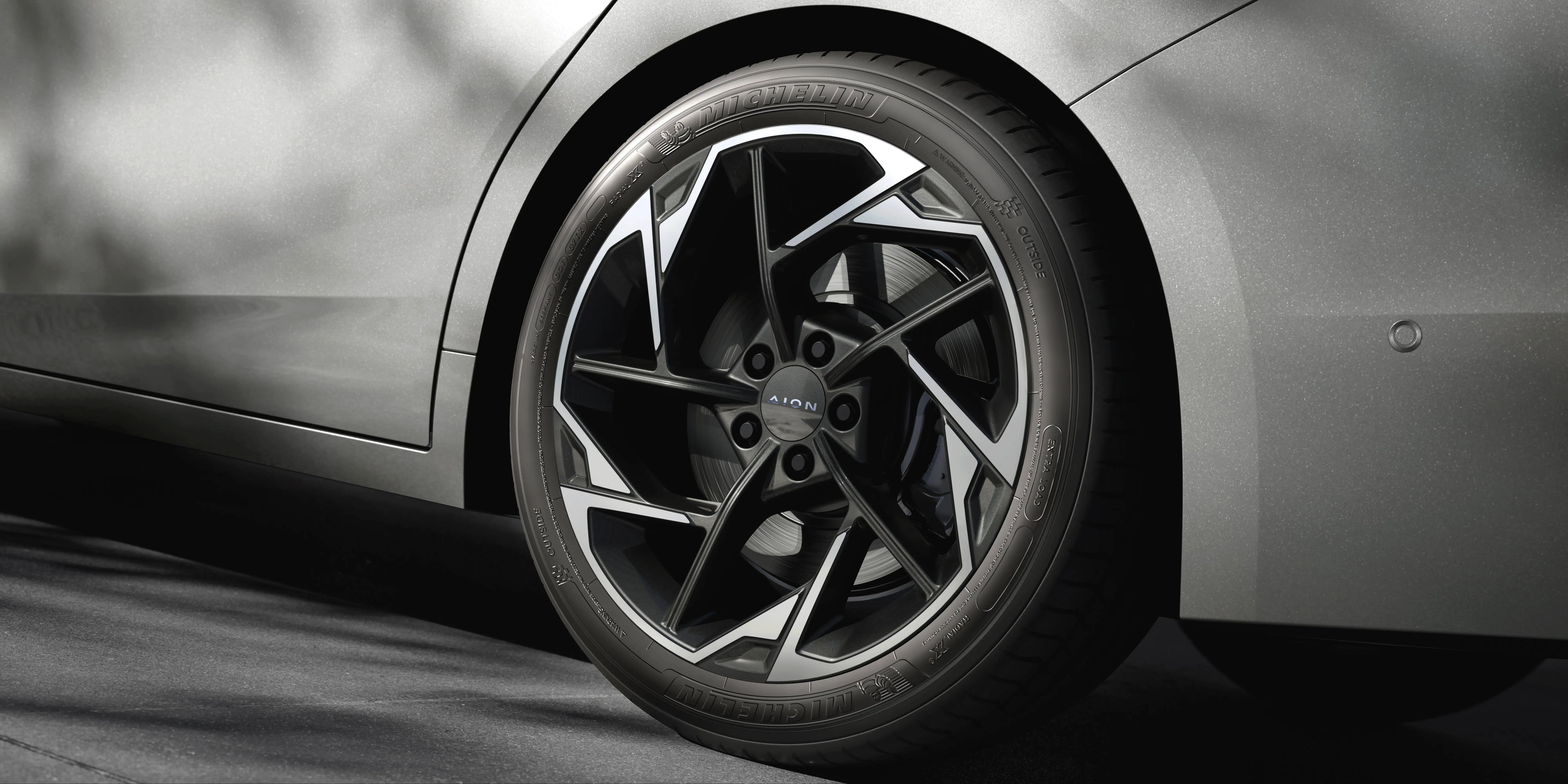 Gac Aion 2024 High Performance 610km Long Range Electric Vehicle 4door ...