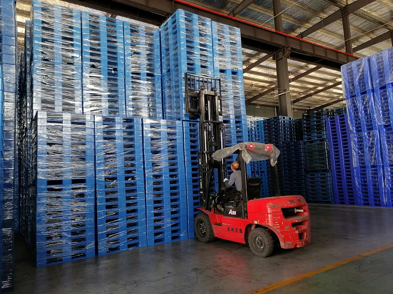 Heavy Duty 1000 x 1000 x 140 mm Plastic Pallets for Industrial Storage ...