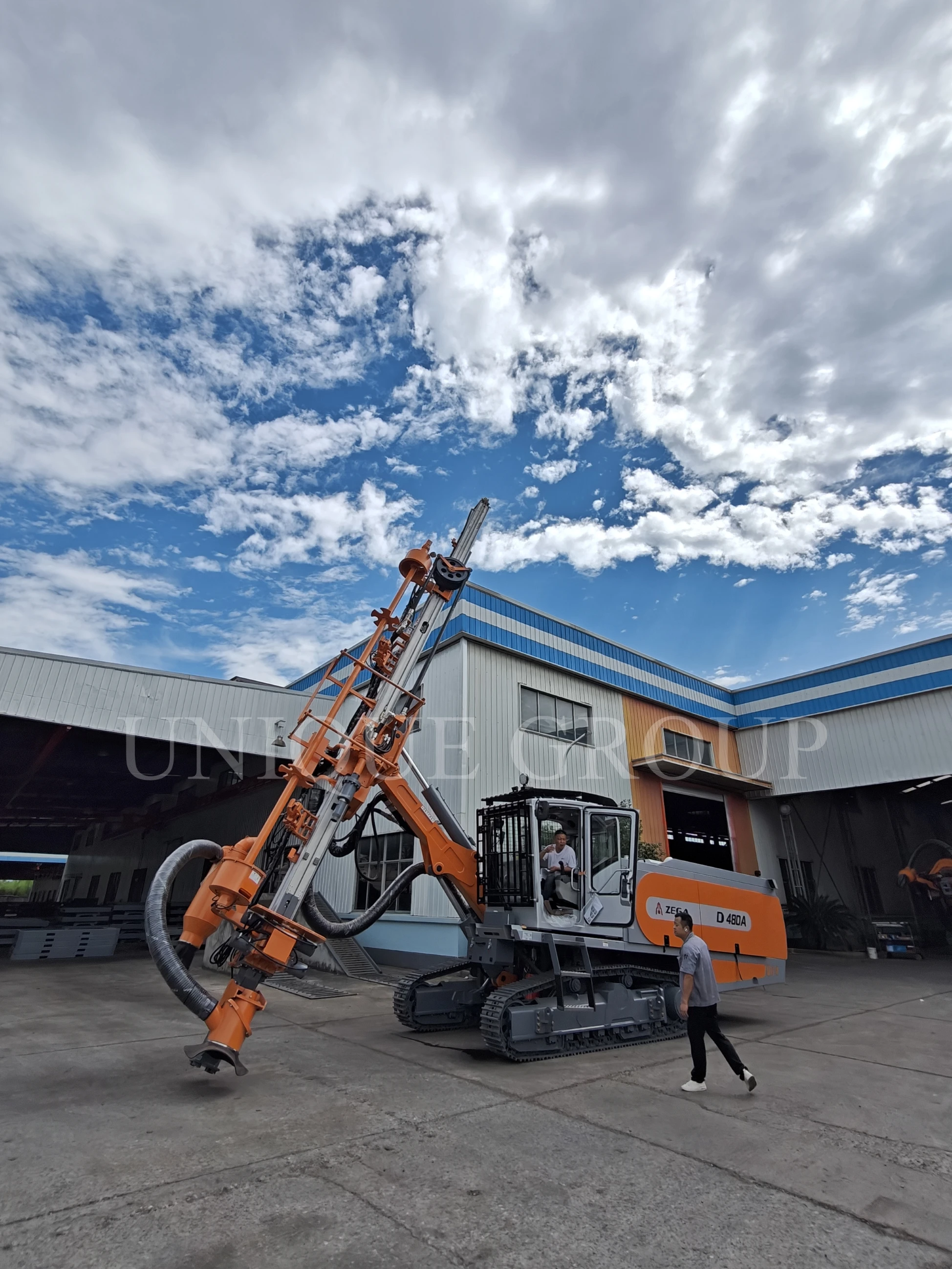 JJEM DTH Hard Rock Drilling Rig Diesel Powered Quarry Blasting Hole ...