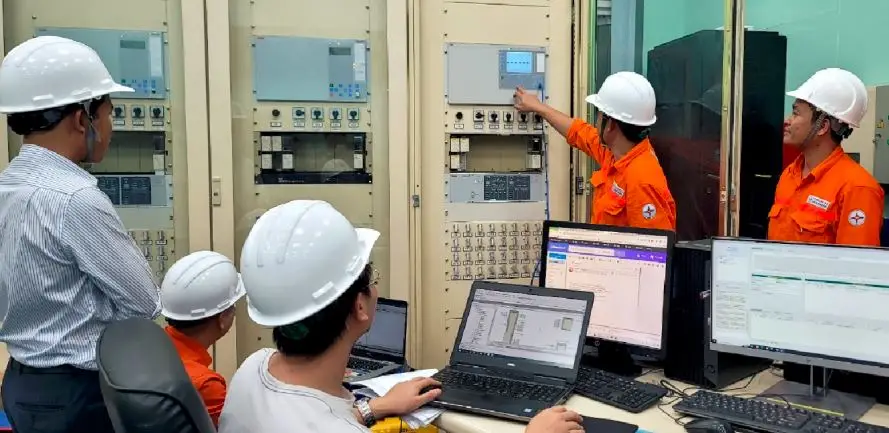 REB670 High-Power Digital Busbar Protection Relay for General Purpose