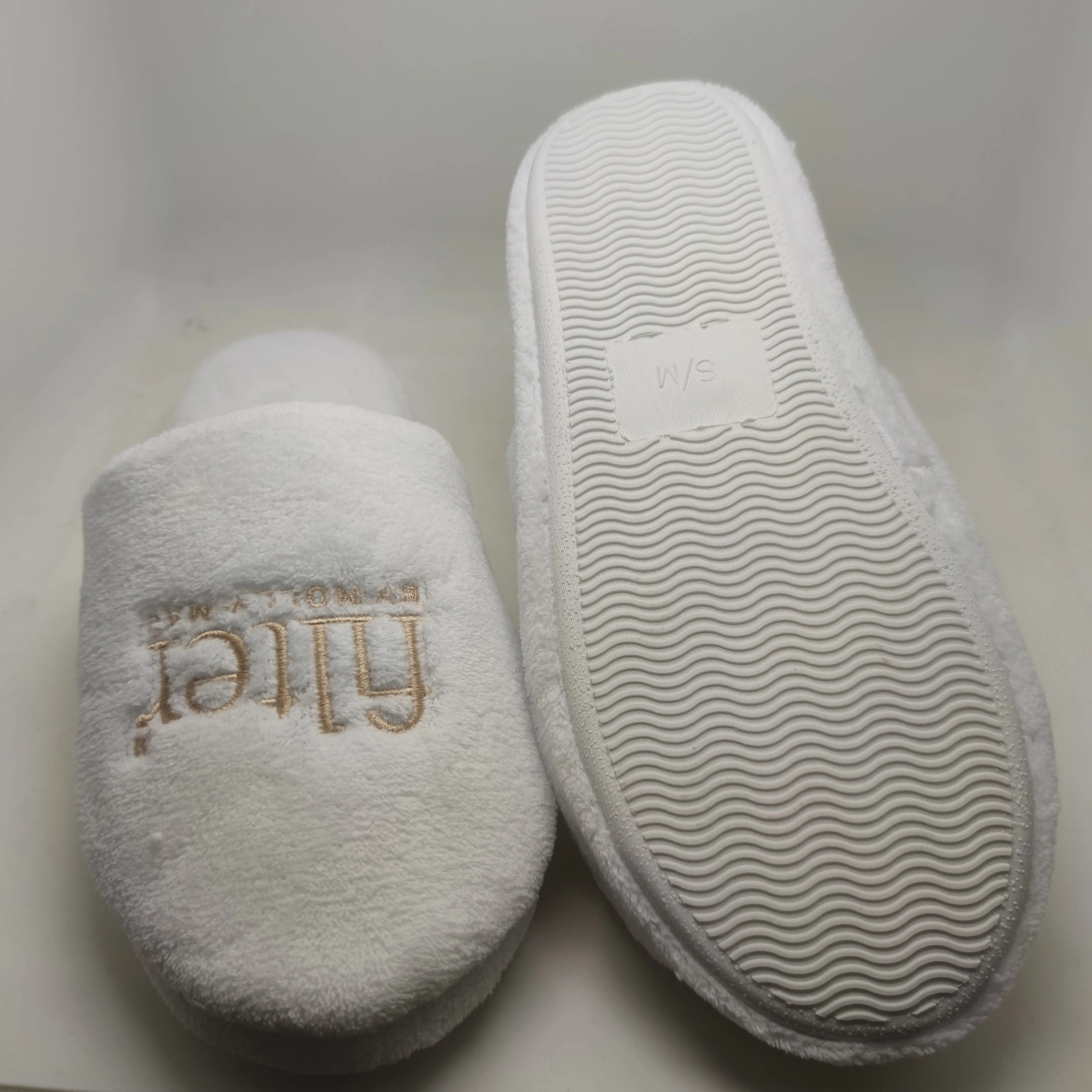 Factory Branded Luxury Hotel Amenities Travel Spa Slipper For 5 Star ...