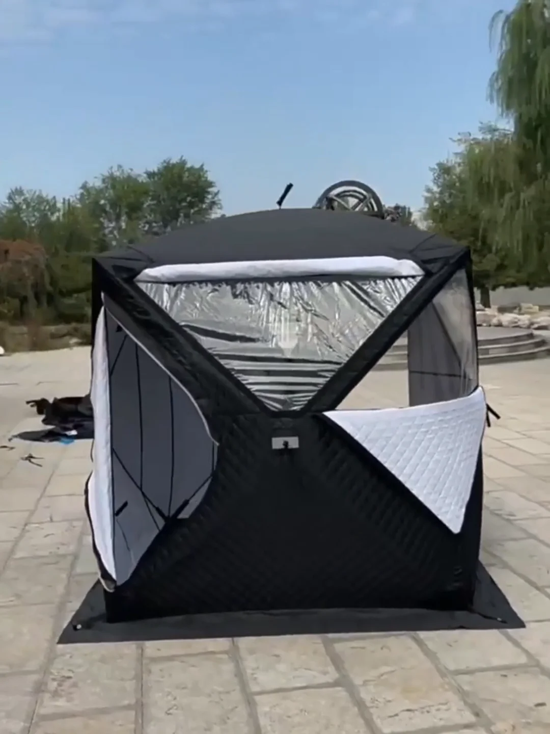 Outdoor Automatic Pop Up 3 Layer Thicken Insulated Large Window Camping ...