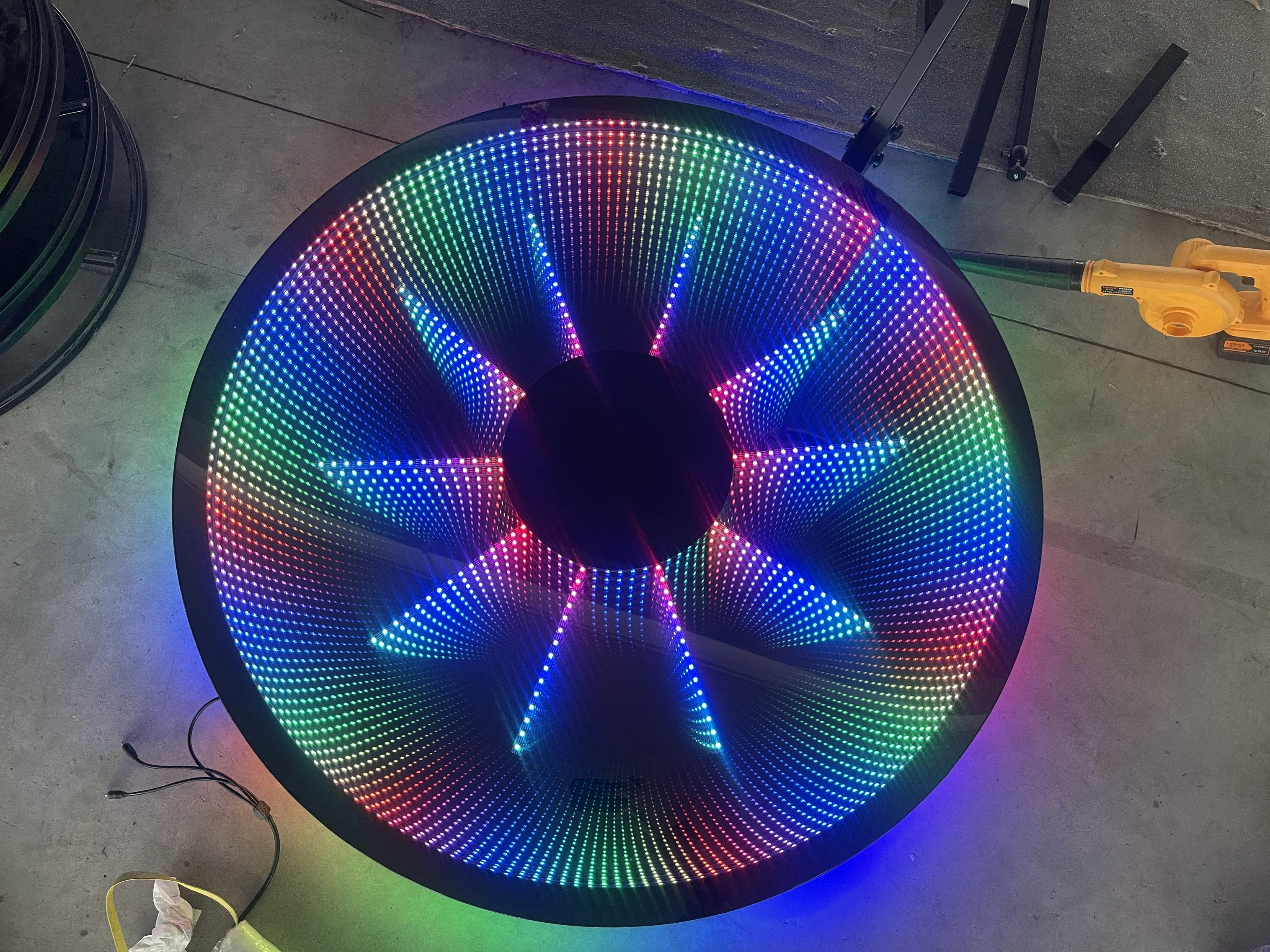 Plataforma 360 Degree Slow Motion Video Booth 369 Camera Rotating ...