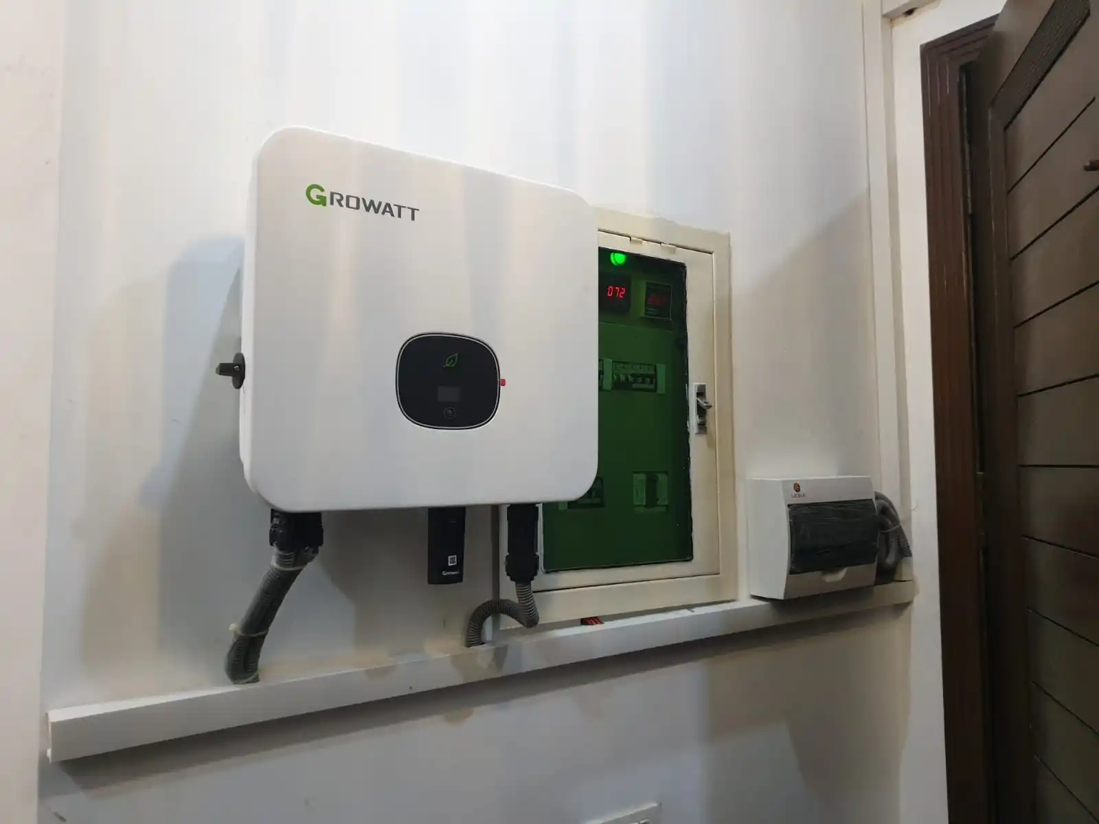 Growatt Solar Inverters - High Efficiency & Reliable Performance