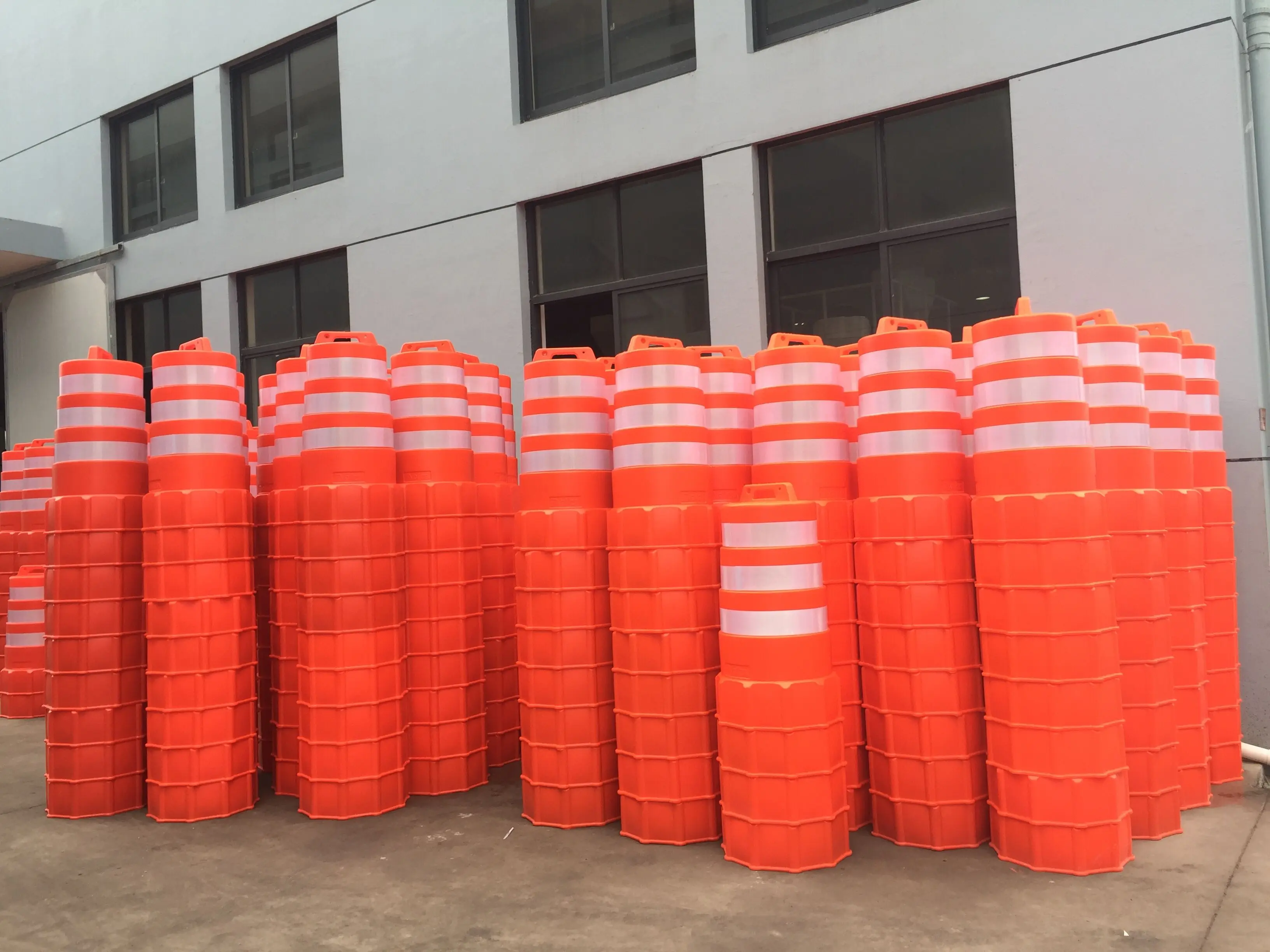 Traffic Safety Road Safety Cylinder Drums Barrels - Buy Safety Traffic ...