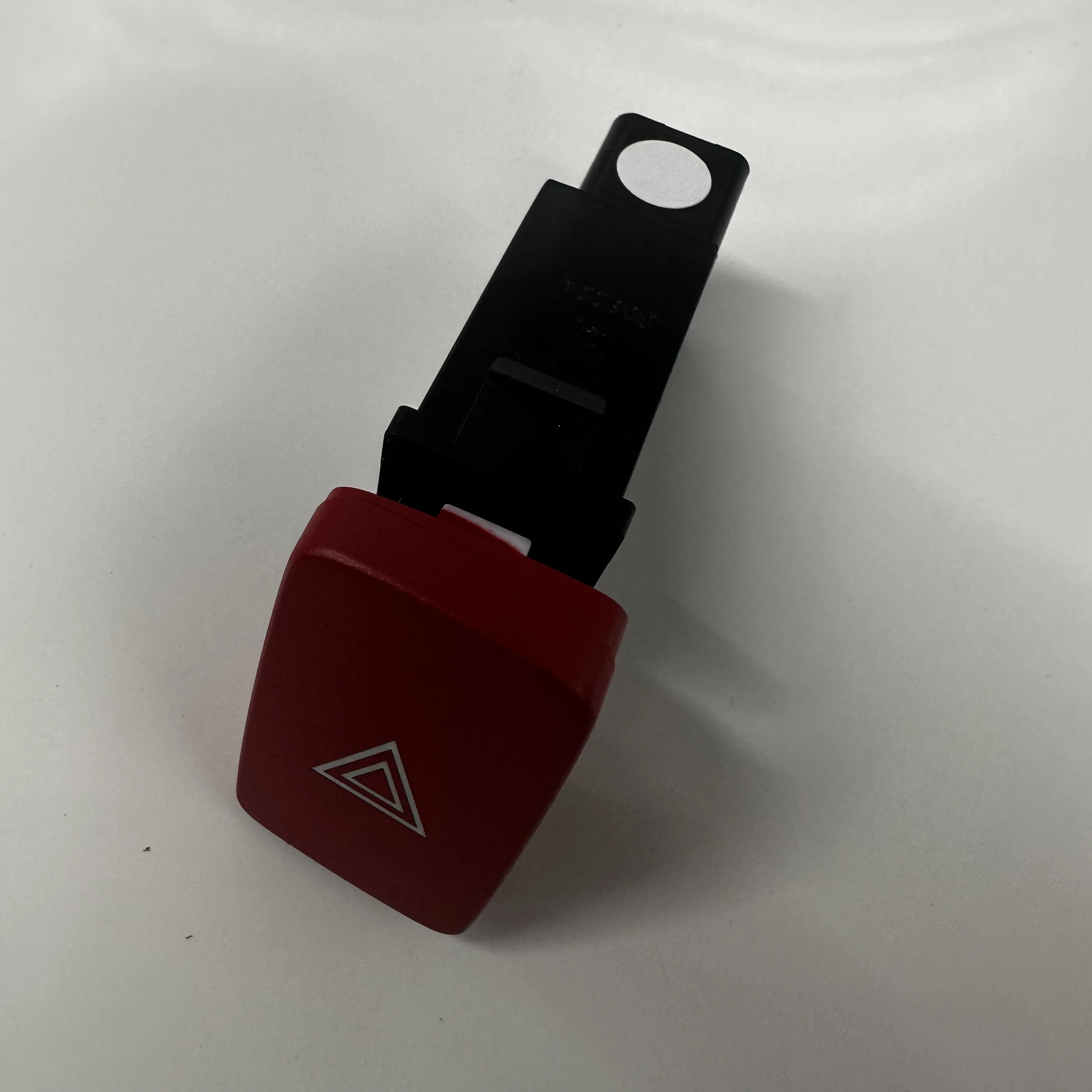 937902E000 for Hyundai Tucson 2004-2009 - Original Hazard Switch Assy