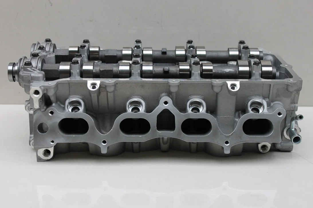 Auto Parts 2TR-EGR Complete Cylinder Head for Toyota HILUX