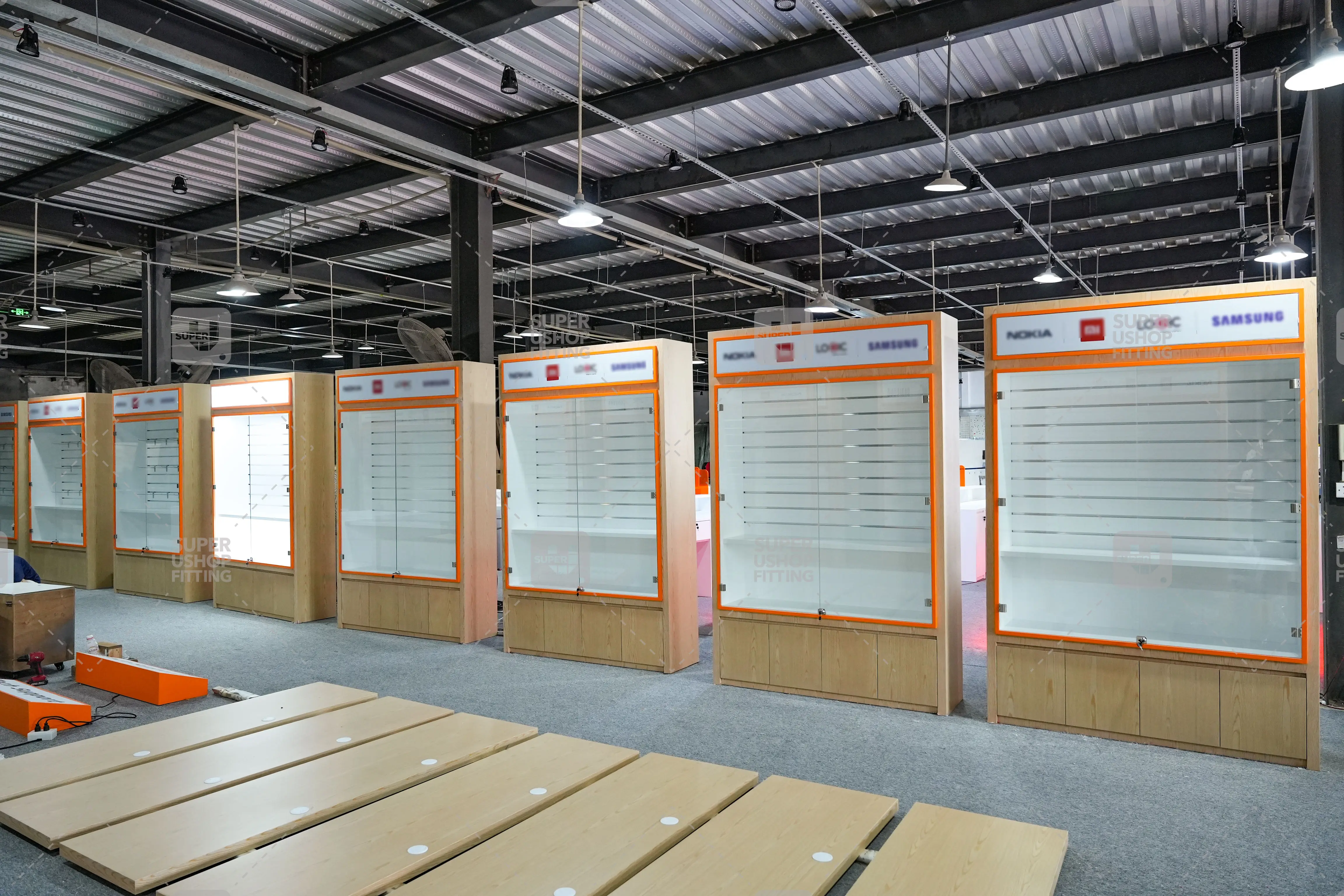 Custom Mobile Phone Shop Design Wooden Display Racks Electronic Store ...