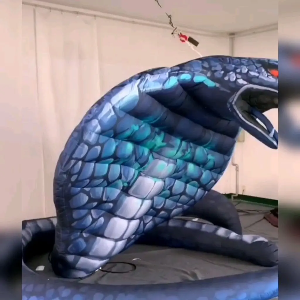 Giant Inflatable Animals Snake 15 Ft. Tall Inflatable King Snake Big ...