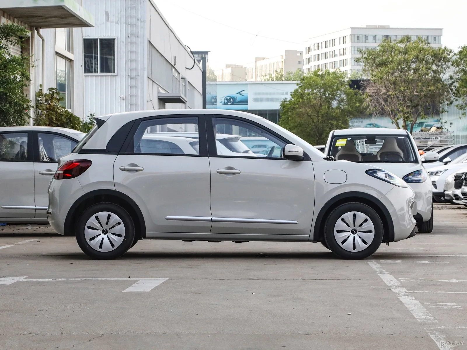 2022 Factory Long Range Geely Zeekr 001 Cheap Price Electric Vehicle ...