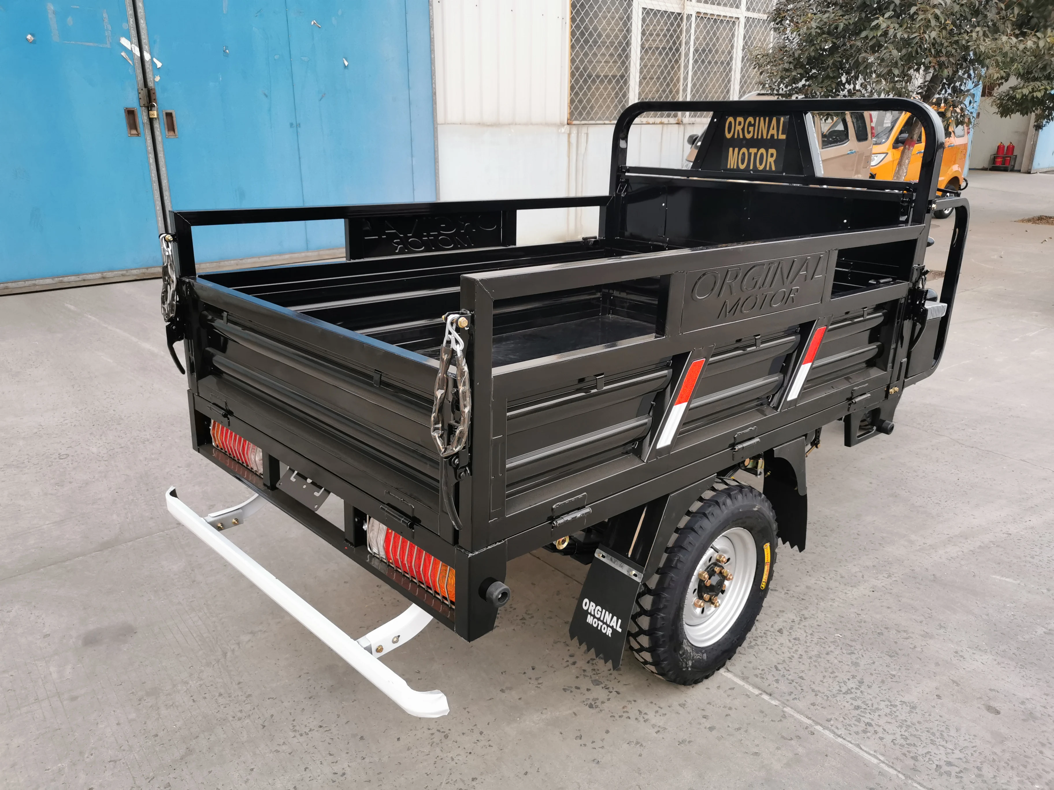 YAOLON 150cc Gas Motor Scooters - Efficient Cargo Solutions