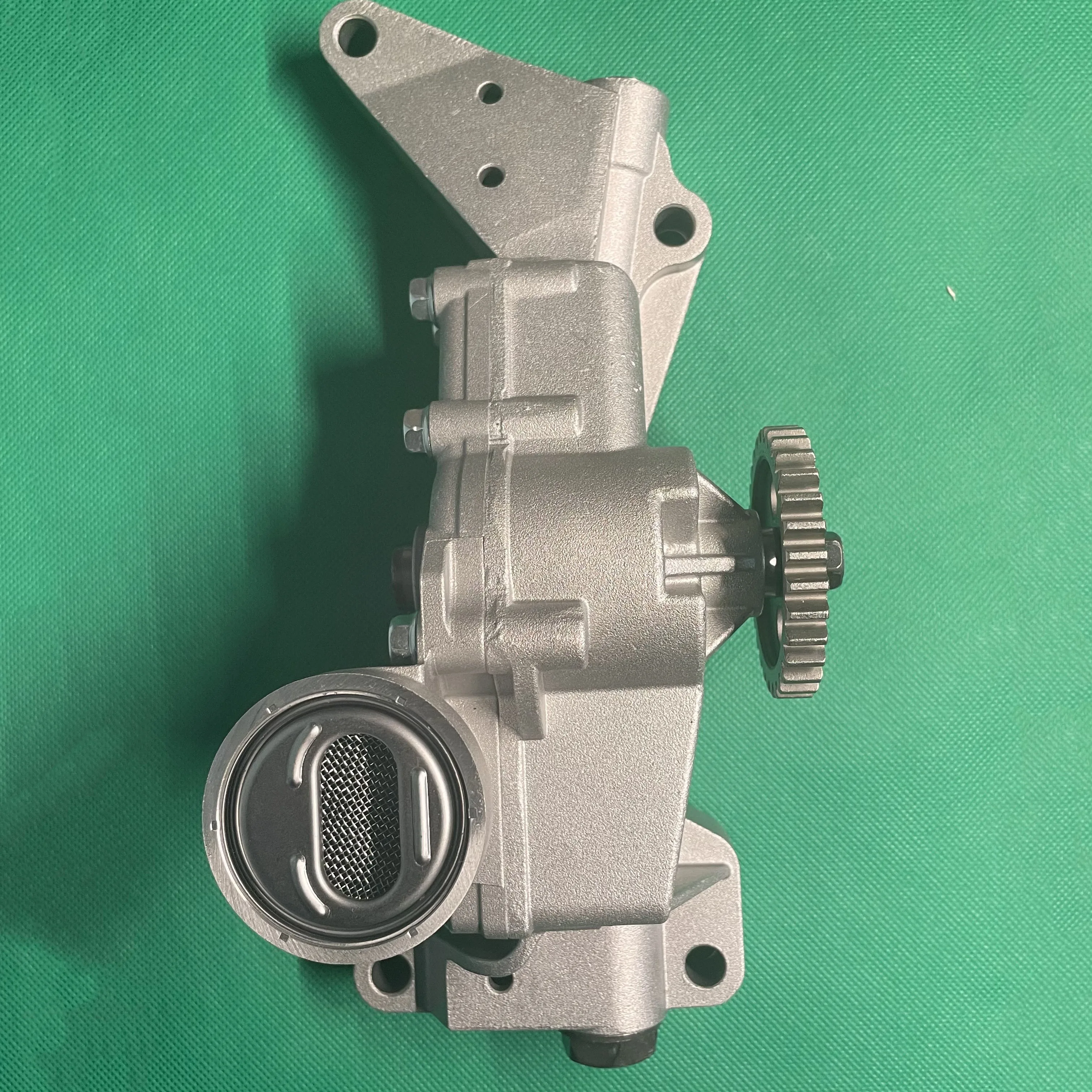 Genuine Oil Pump 213102C201 for Hyundai Grand Starex