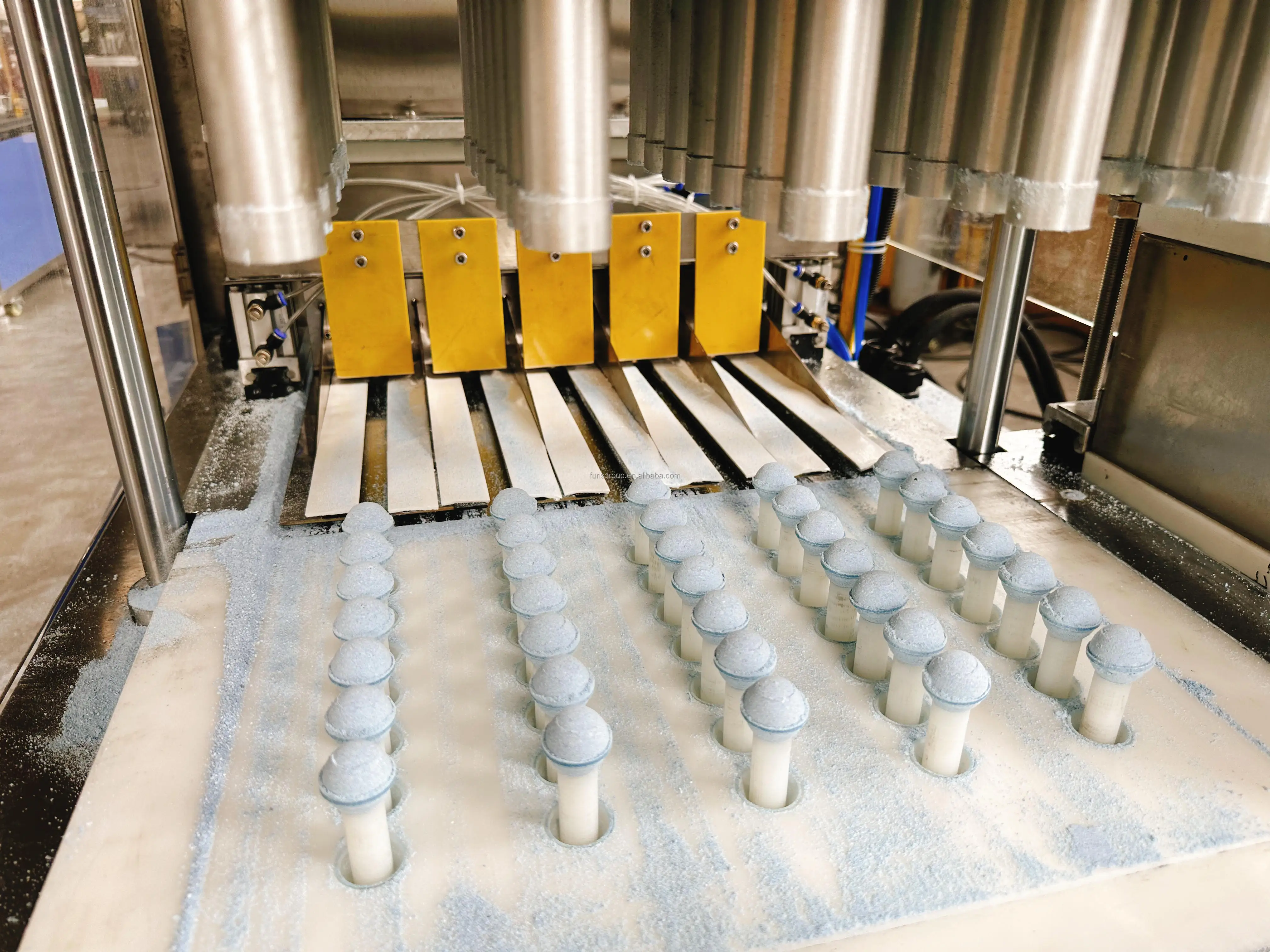 High Quality Pneumatic Bath Bomb Press Mold Semi Auto Salt Ball Shampoo ...