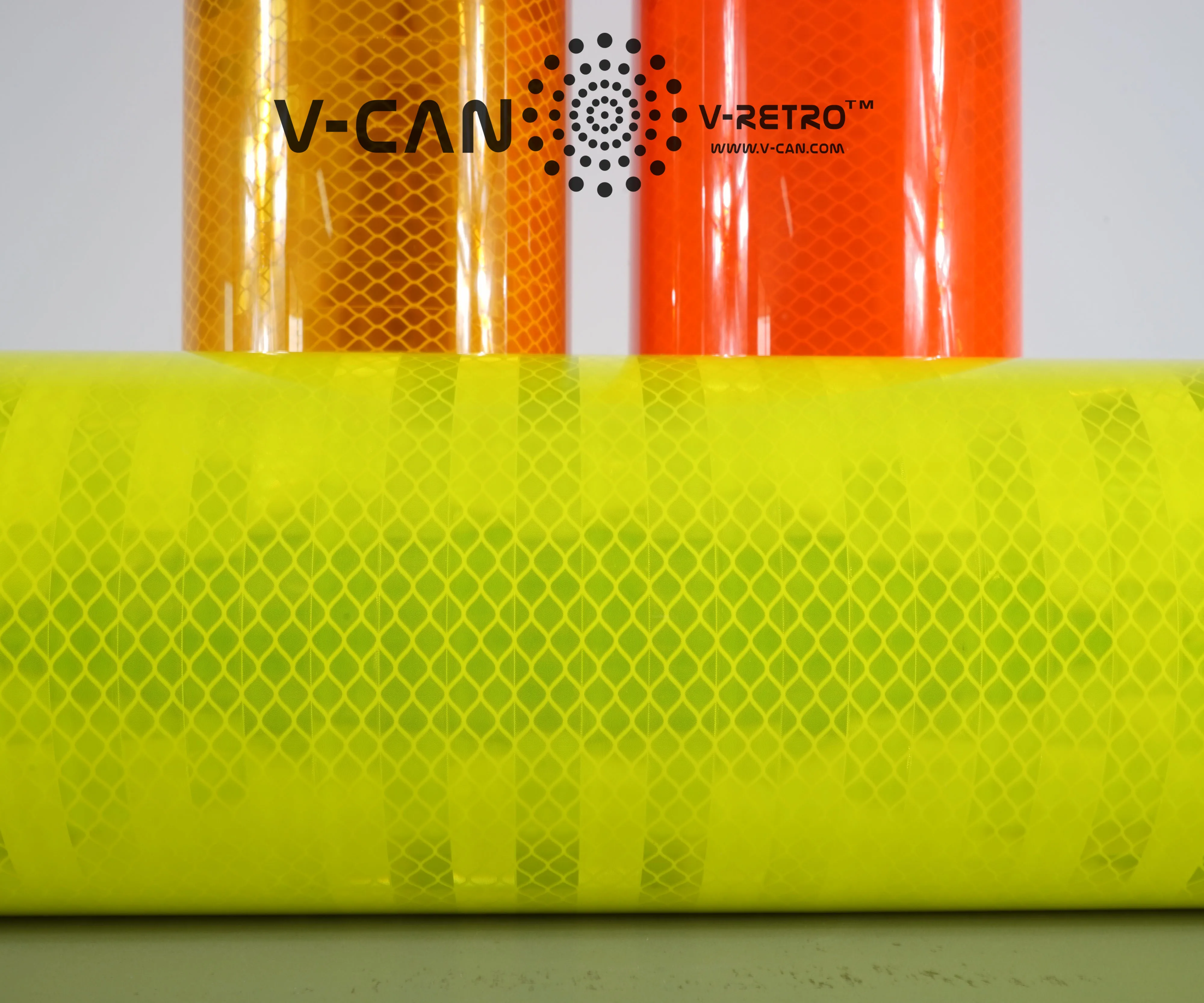 Retro Reflective Traffic Color Sheeting - ASTM D 4956 Type VIII