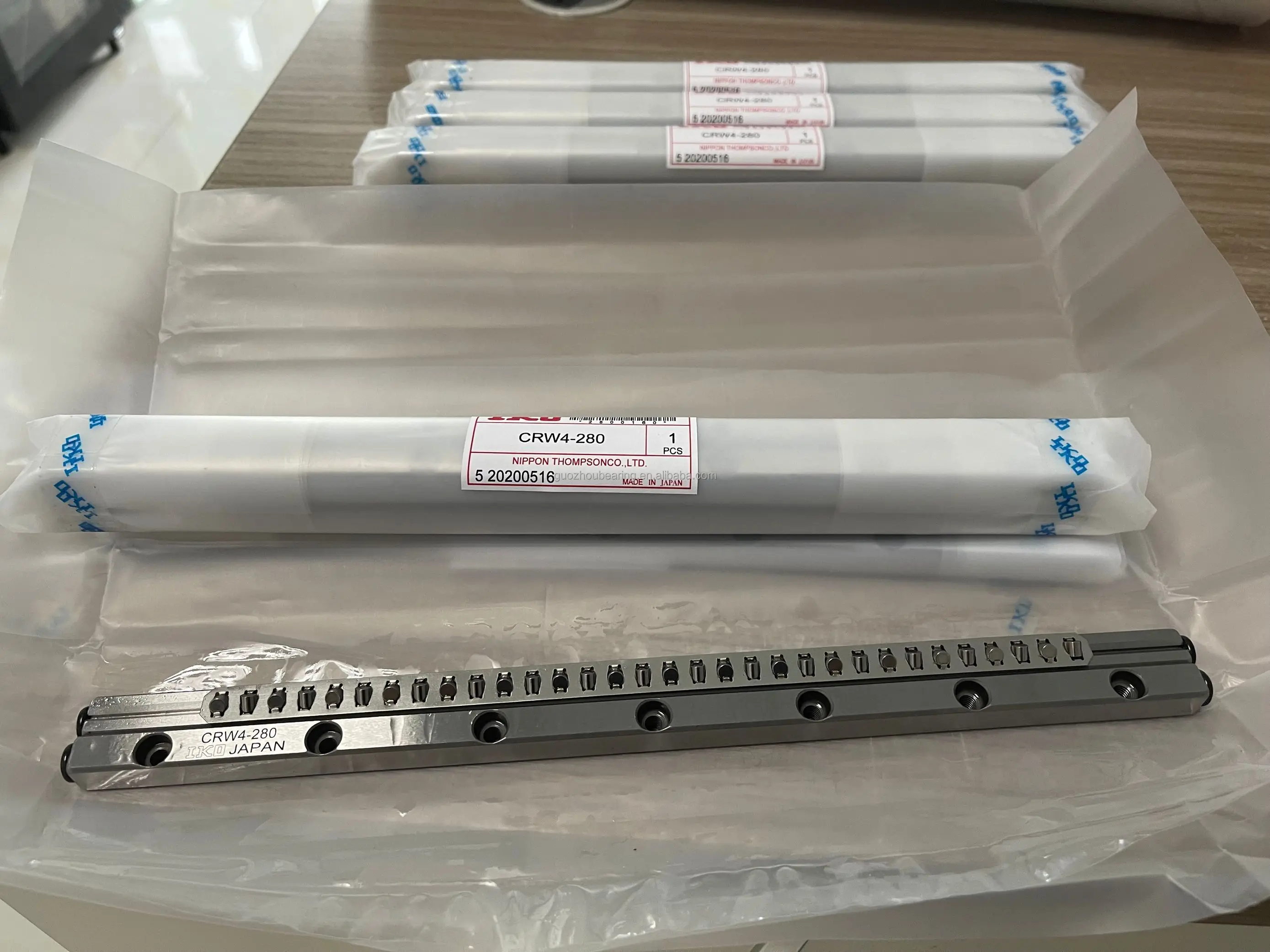 Iko Crossed Roller Way Crw4-480 Linear Guide Rail - Buy Crossed Roller ...