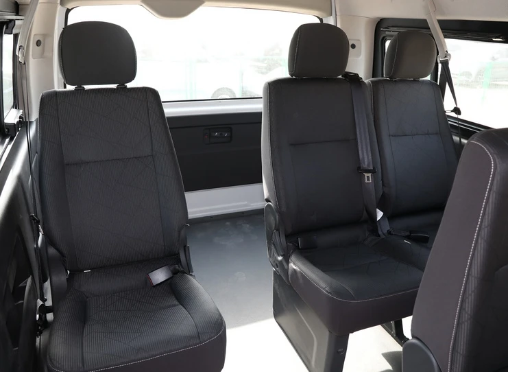 Spots Goods Foton Used Hiace 9 Seaters Hiace Van for Sale