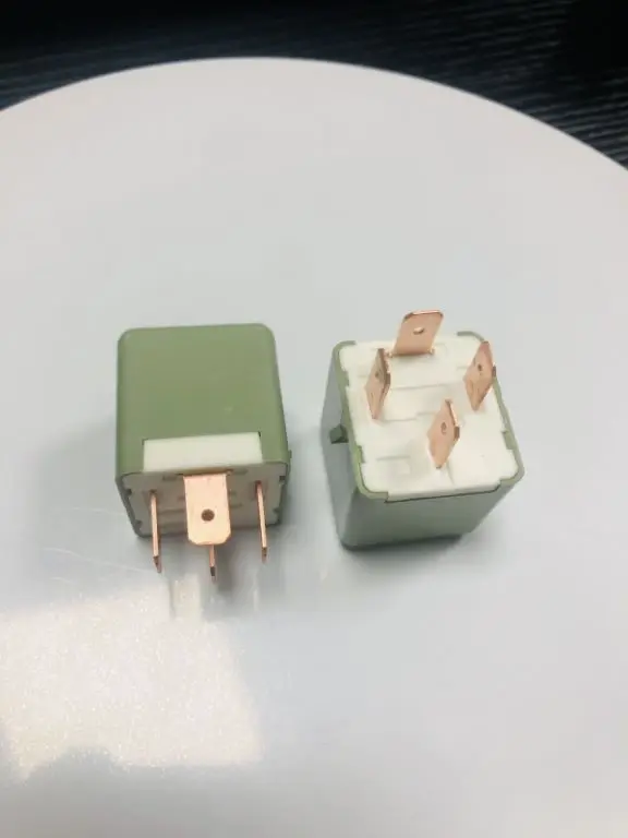 High-quality Flasher Relays for Toyota, Denso, and Mitsubishi