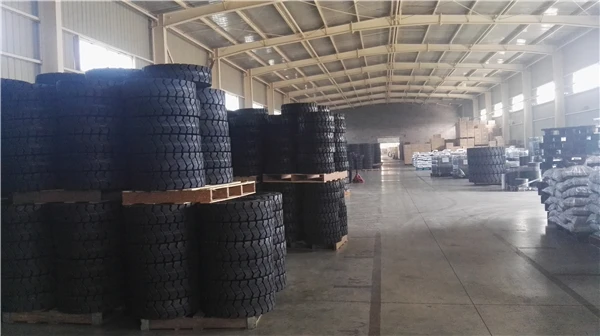 Sany Kalmar Reach Stacker Parts - Durable 18.00-25 Tires