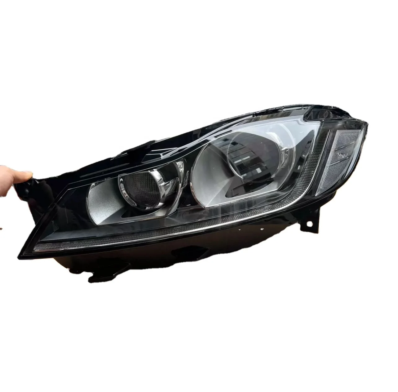 T2H35339 T2H24590 T2H35335 T2H24582 Headlight Headlamp Front Light for ...