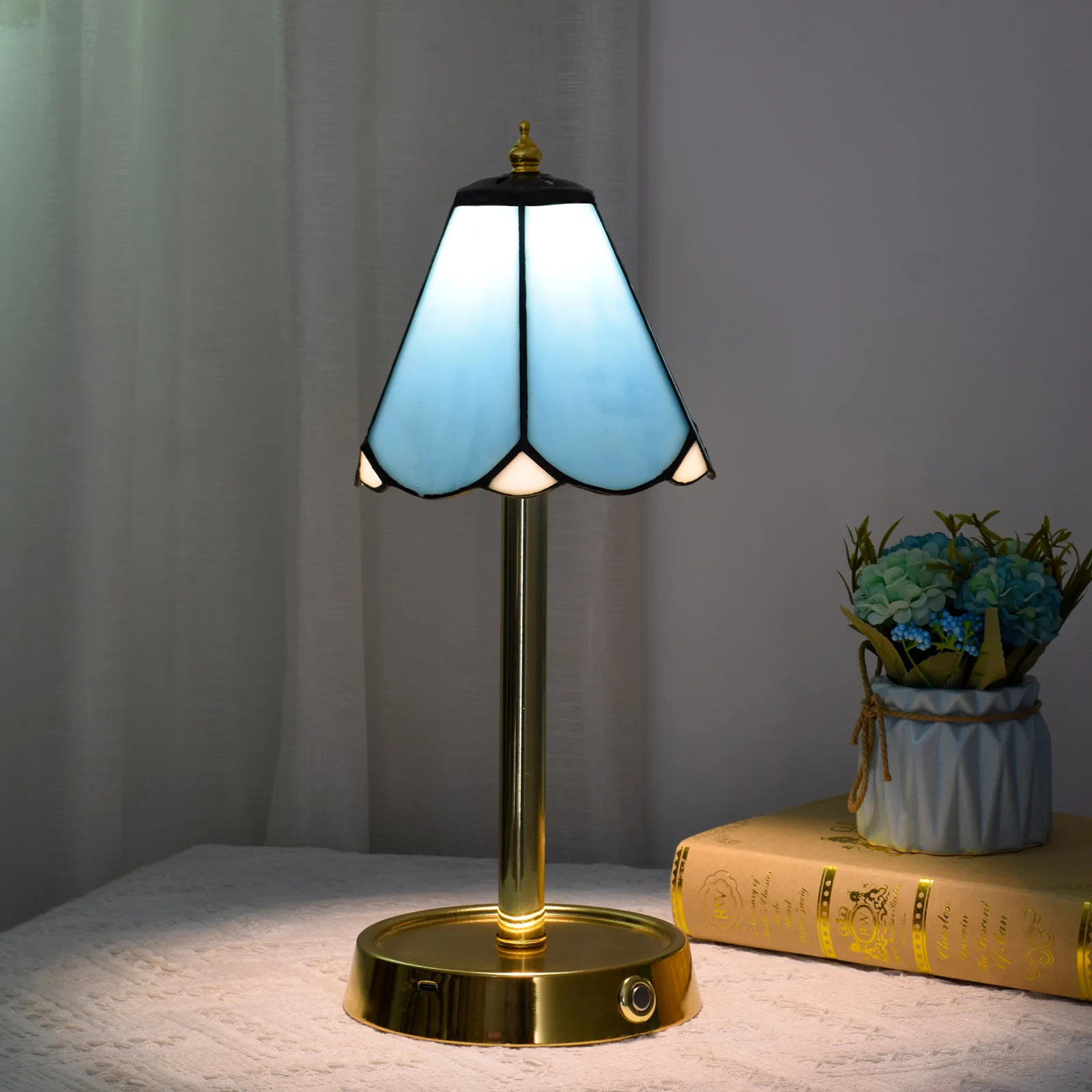 Nordic Home Hotel Decorative Modern Glass Table Lamp For Bedside ...