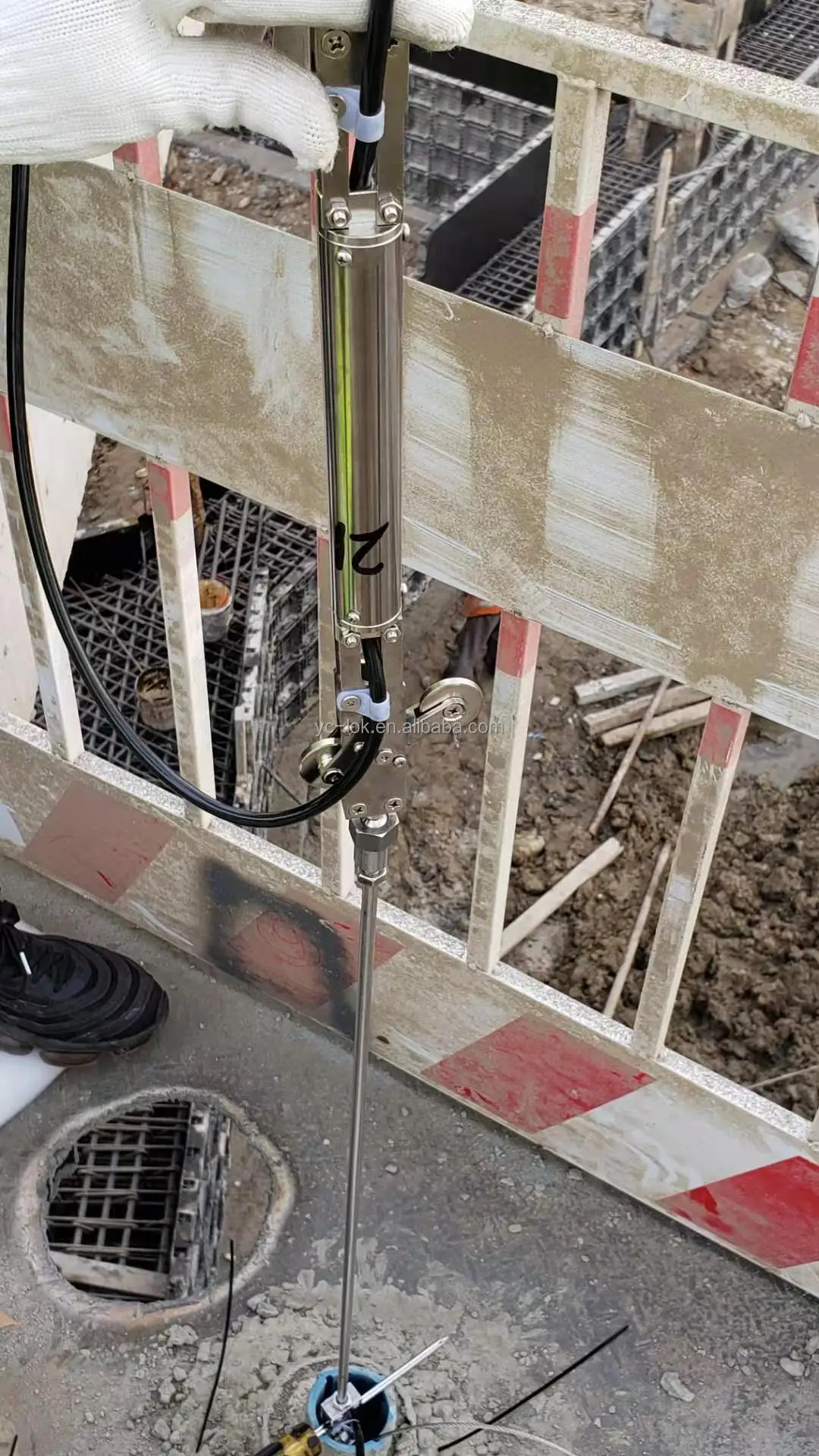 Geotechnical Inclinometer YT600B - Precision & Reliability