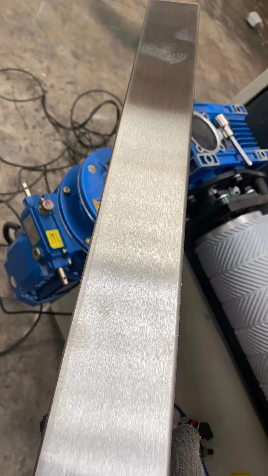 Automatic Wide Belt Sander For Precision Aluminium & Stainless Steel ...