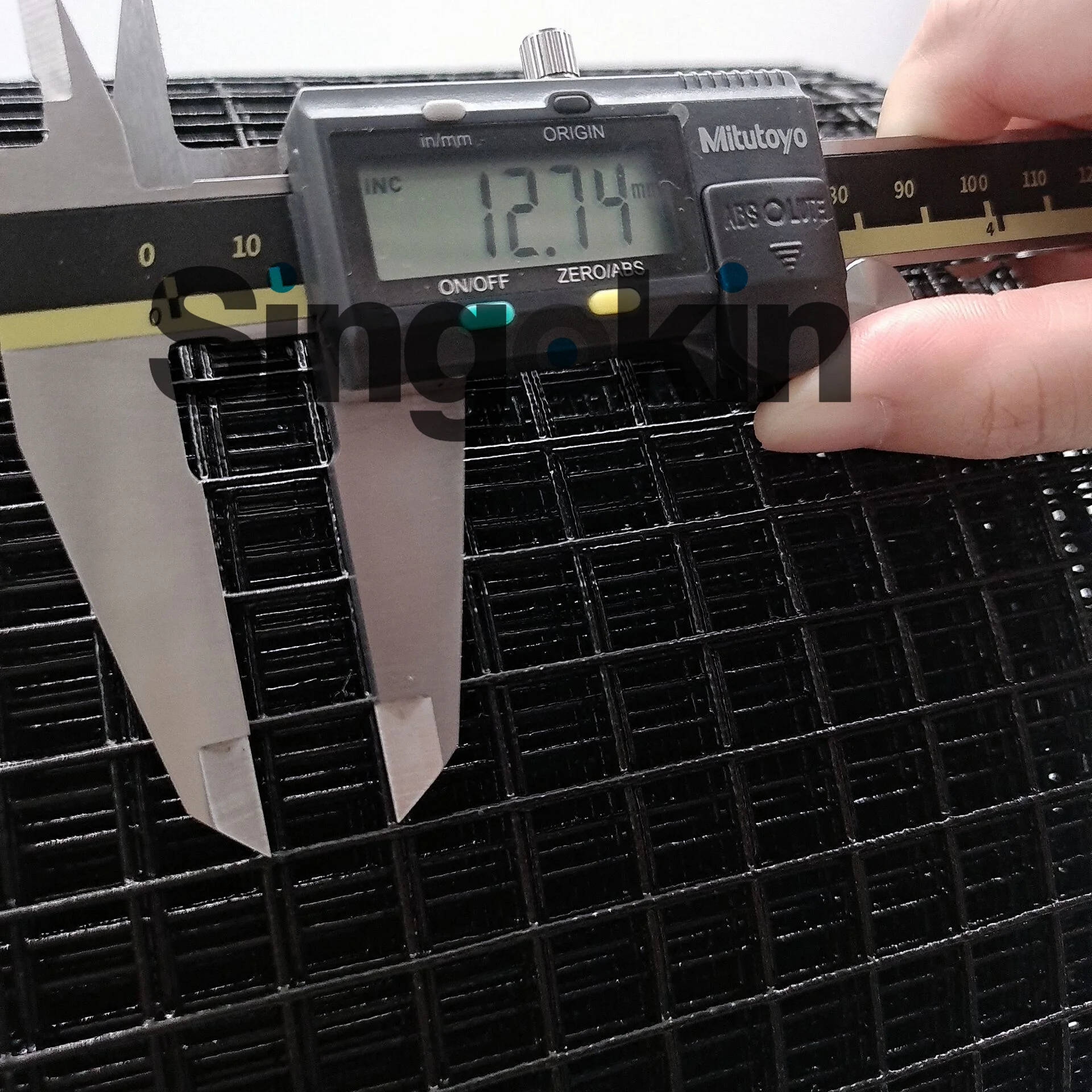 6 Inch Solar Panel Bird Mesh Critter Guard Pigeon Proofing| Alibaba.com