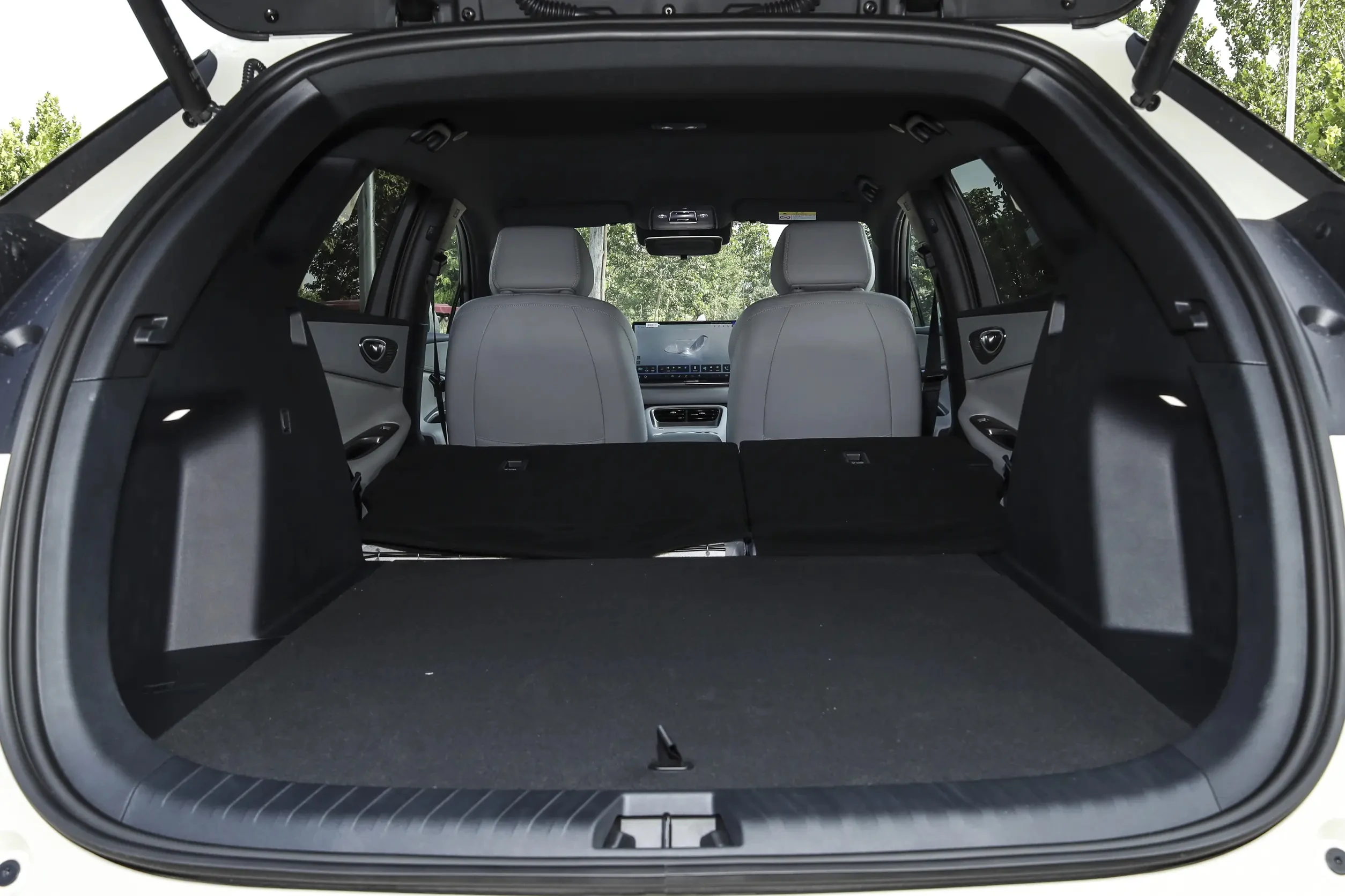 2025 BYD Sealion 06 EV - Mid-Size Luxury SUV with 605KM Range