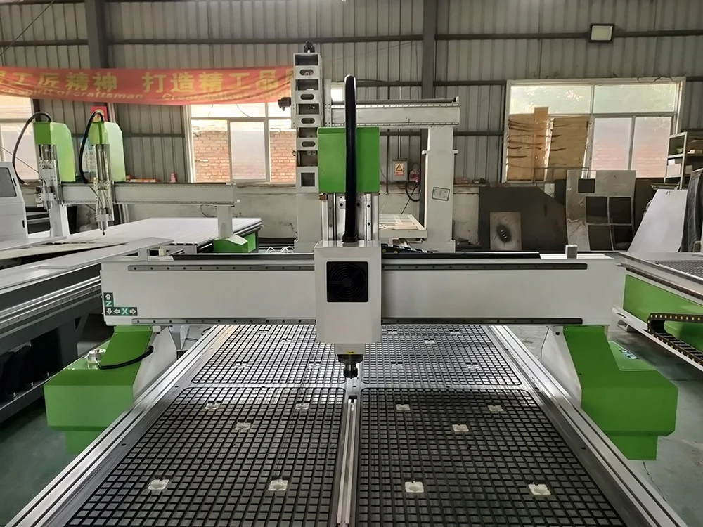 X, Y, Z a 3D 4 Axis CNC Milling Machine |3-Axis & 5-Axis Machines CNC ...