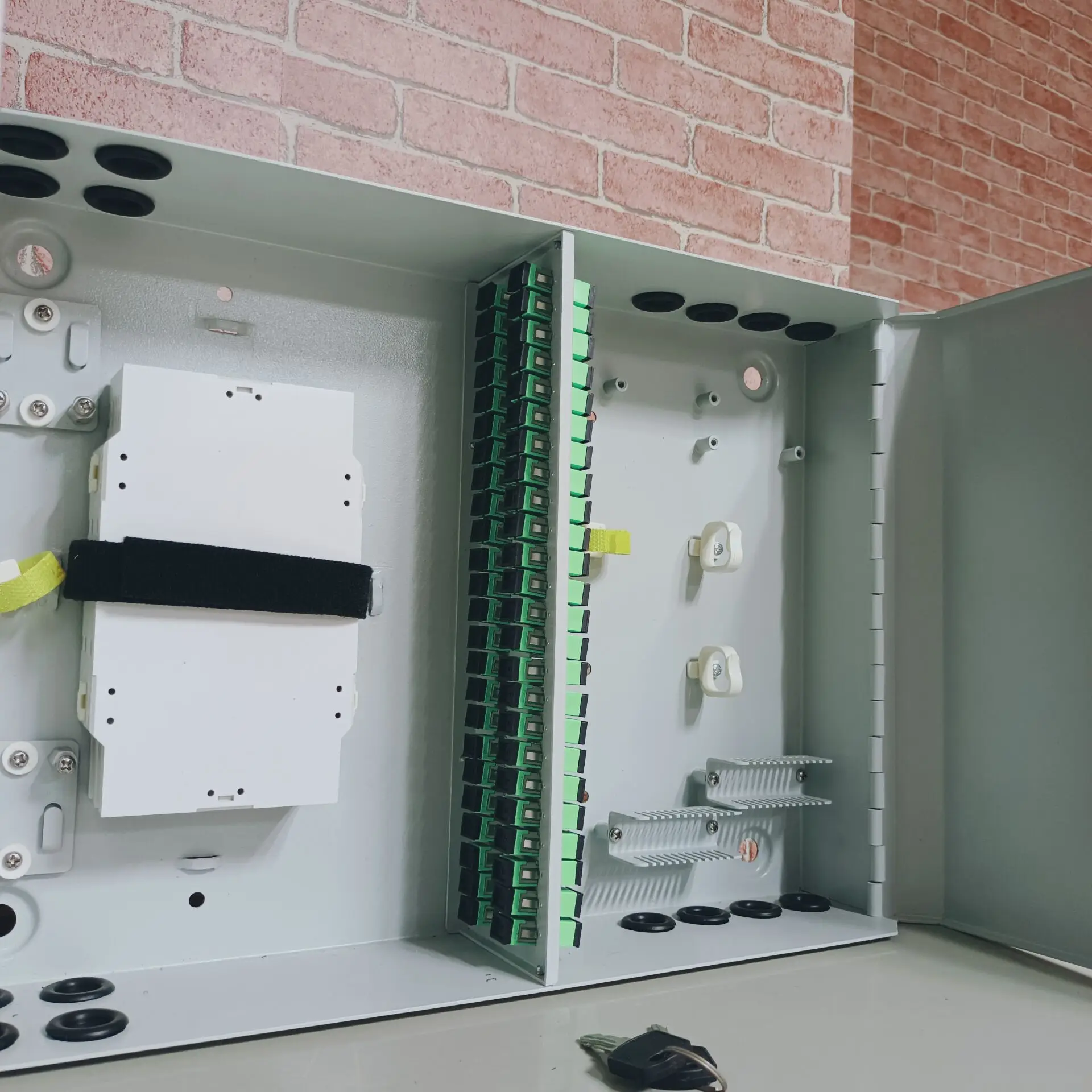 FTTH 48F Wall Mounted Metal ODF - Reliable Fiber Optic Solutions