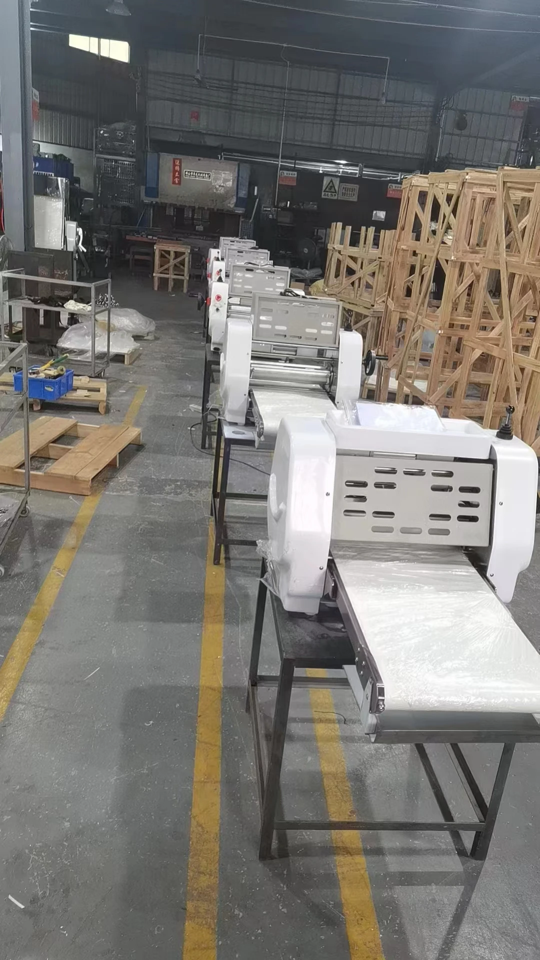 Mini Dough Sheeter - Efficient Laminator for Baking