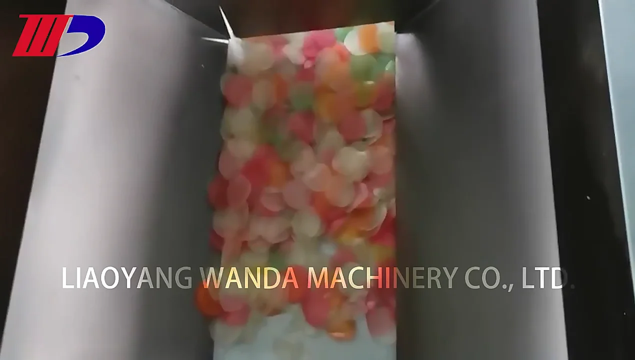 Automatic Vertical Pringles Potato Chips Packaging Machine Line - Buy ...