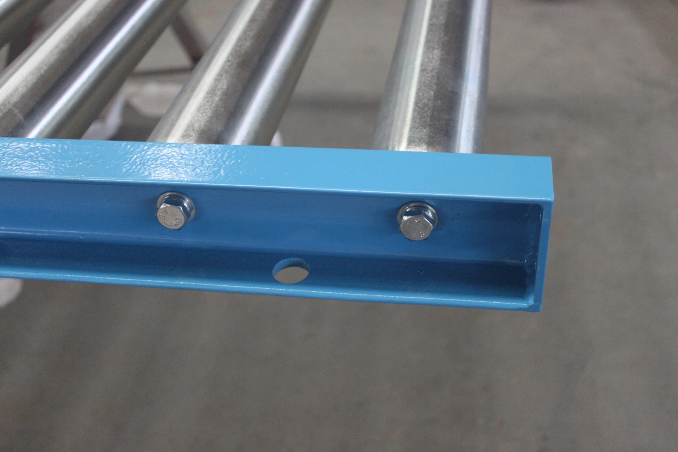 Heavy Duty Gravity Roller Conveyor for Efficient Material Handling in ...
