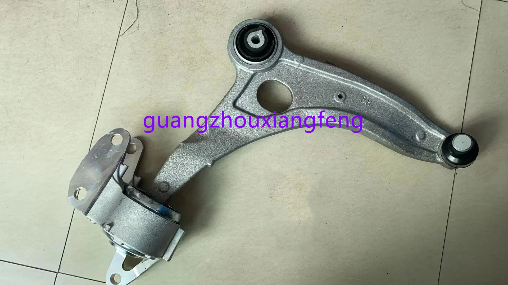 Oe Second-tier Supplier Control Arm For Range Rover New Evoque 2019 ...