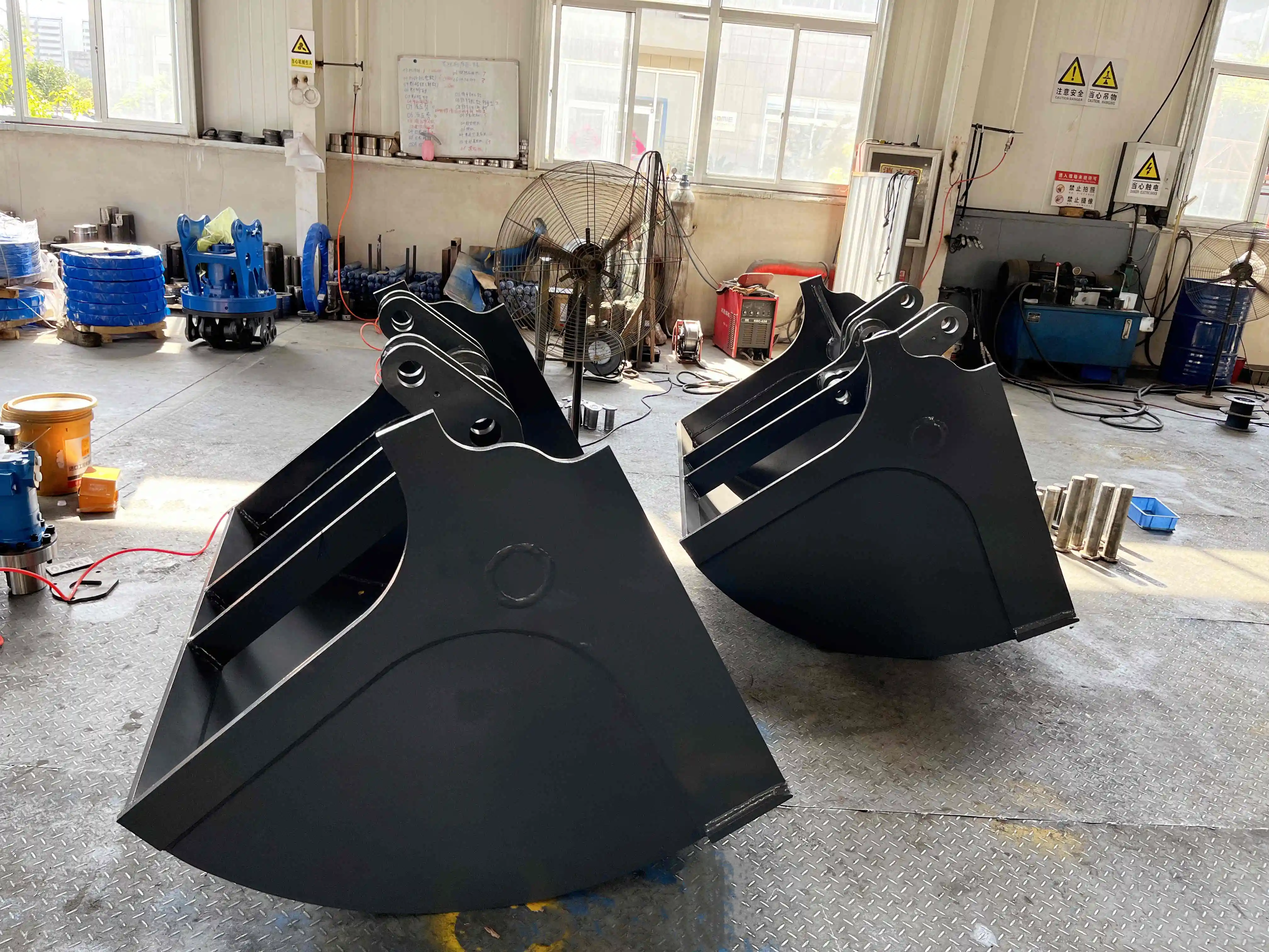 Rotating Clamshell Bucket 5ton to 35ton Excavator Installed Non ...