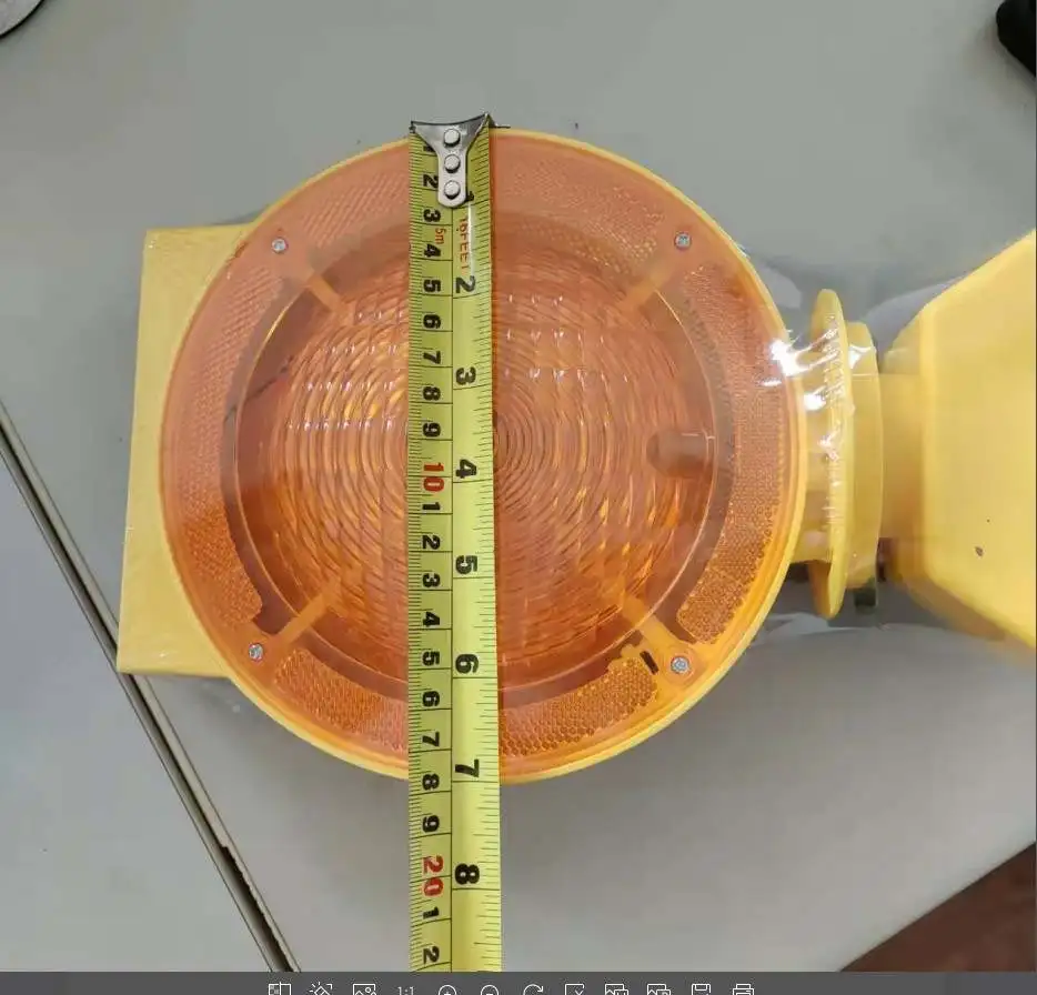 Solar Cell Roadworks Safety Barricade Light Solar Panel Blinker ...