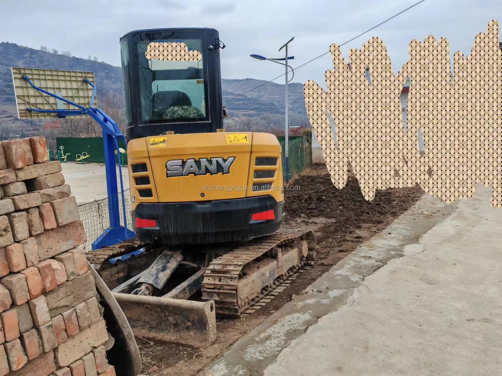 3.5ton Second Hand Mini 35u Earth Moving Excavator Machine Used ...