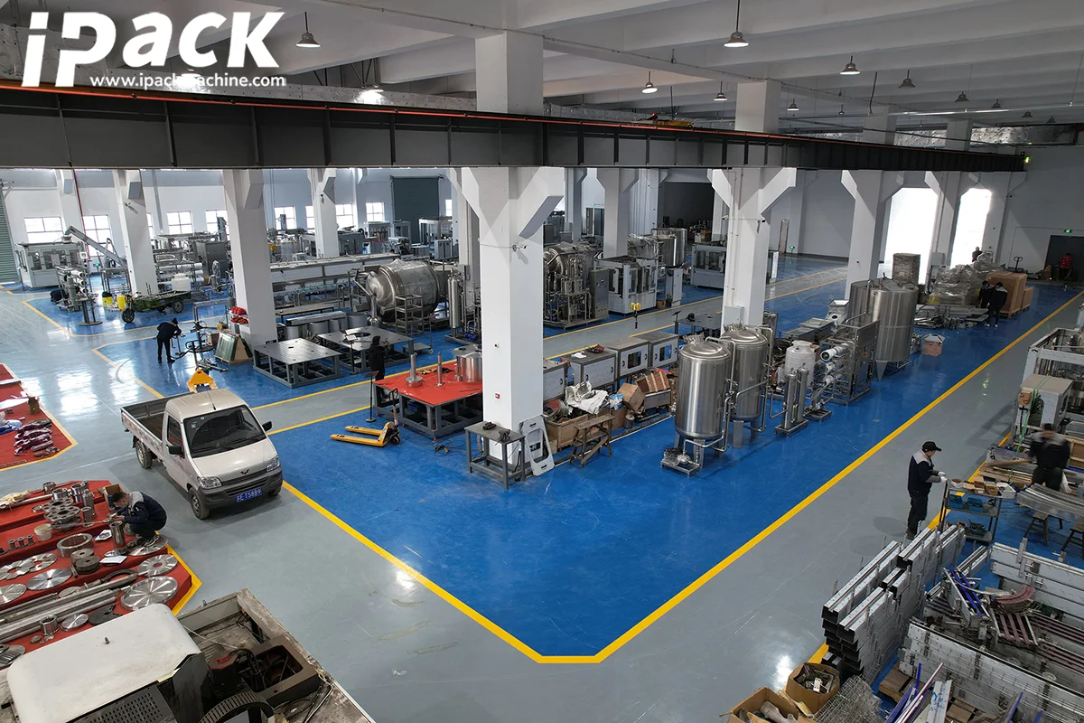 Automatic Bottle Preform Moulding Machine - High-accuracy