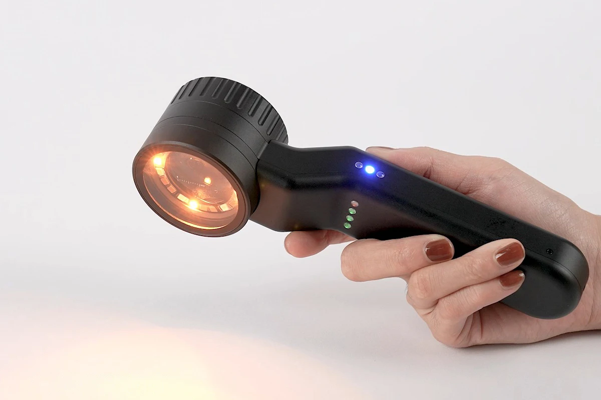 IBOOLO Handheld Dermatoscope DE-4100 - Precision & Reliability