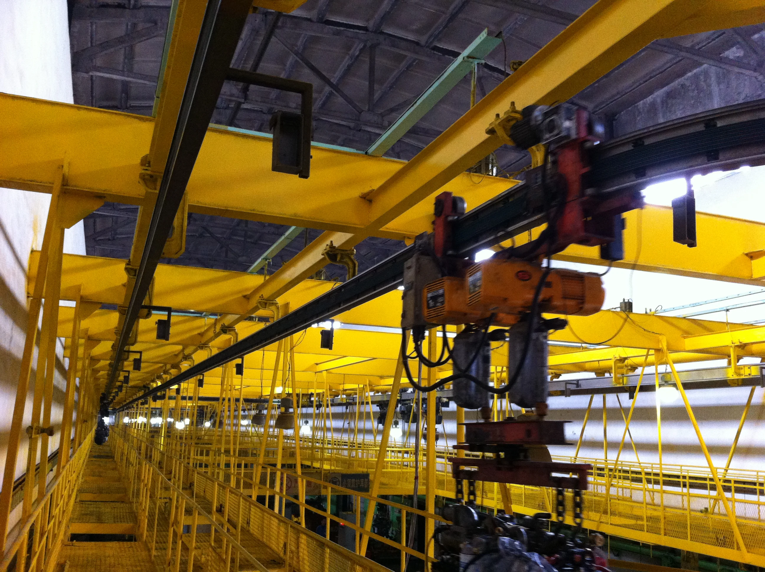 Factory Price Crane Aluminum Overhead Crane Power Sliding Touch ...