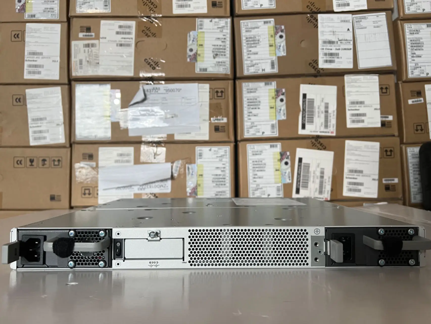 Cisco Catalyst 8300 Series High Performance Edge Platforms