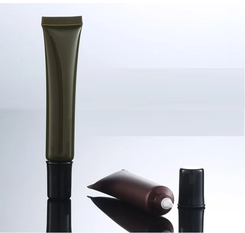 White Foundation Cream Tubes - Versatile Plastic Squeeze Tubes