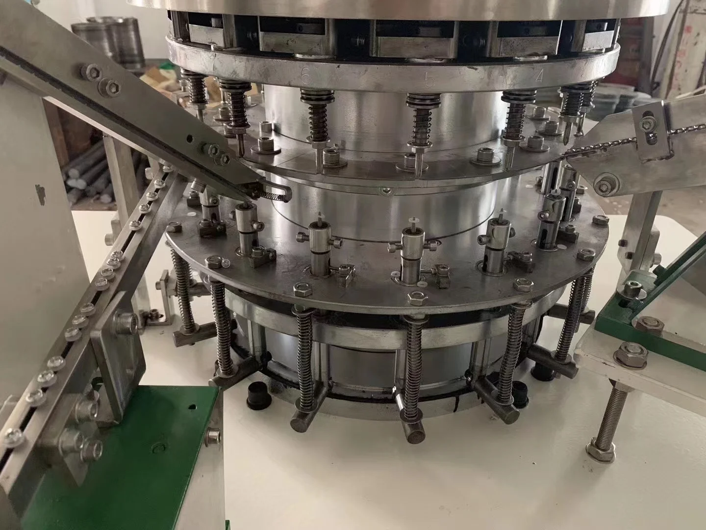 Roofing Screw Sealing Washer Assembling Machine - Buy Roofing Screw ...