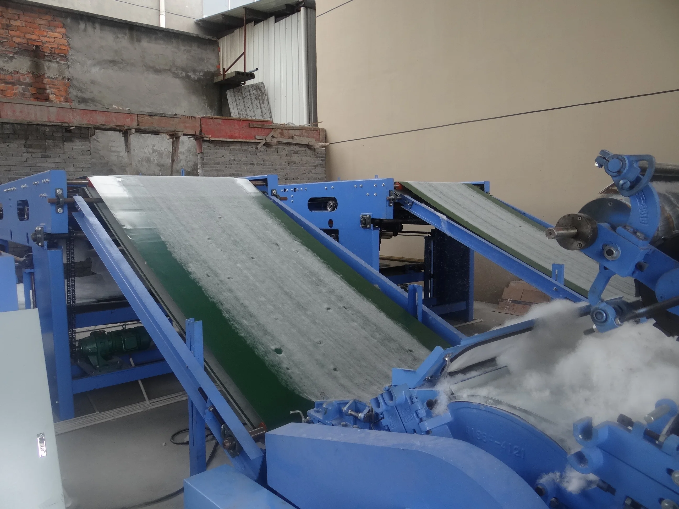 Non Woven Cotton Roll Production Line Disposable Makeup Remover Cotton ...