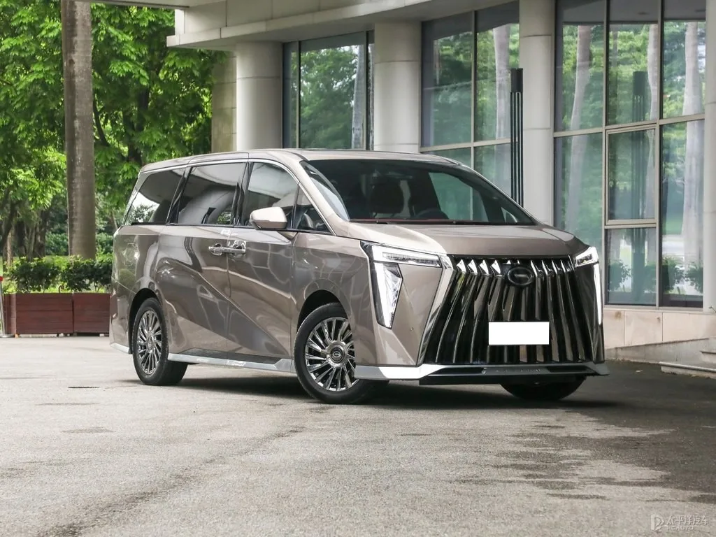 Well Popular 2024 Trumpchi M8 Grandmaster Leading Show Vehicle 390T Premium Tuborcharged MPV ...