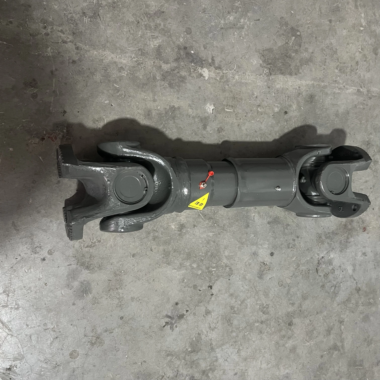 SINOTRUK HOWO Truck Parts - Drive Shaft Assembly Model AZ9716310625