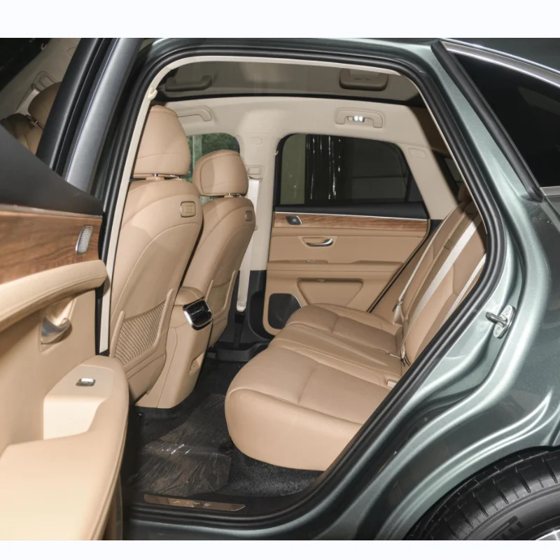 Aito M5 2023 Hybrid Suv With 6 Seats 4wd Light Interior Leather Seats ...