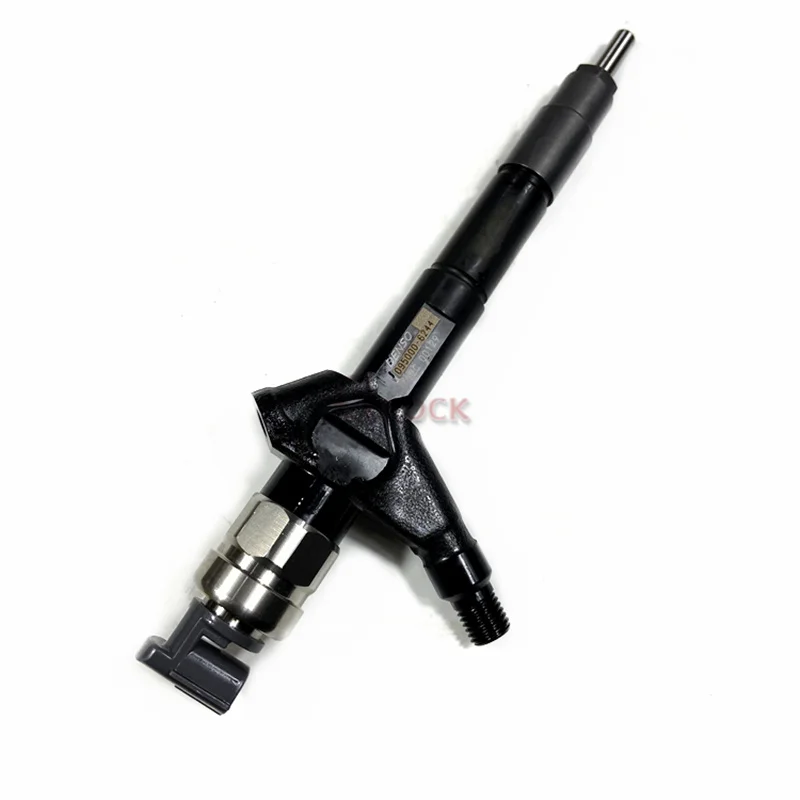 Common Rail Fuel Injector 095000-6240 for Nissan Navara YD25